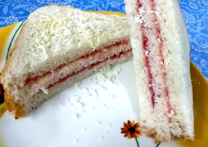 Buy Online Kesar Cheese Jam Sandwich | NJ USA.